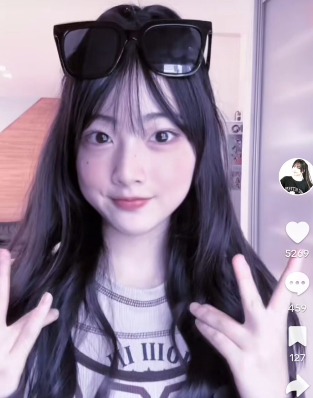 NiziUのミイヒの妹が可愛すぎた！三姉妹画像と美形な両親 | ayayaya blog